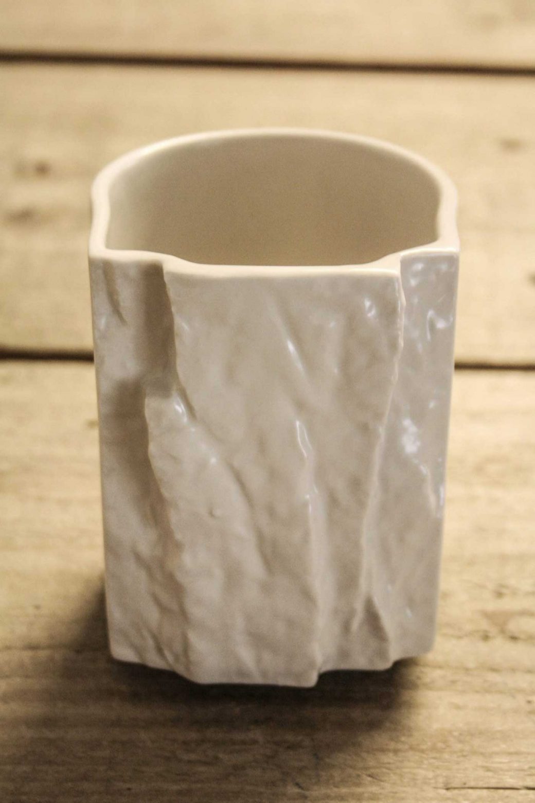 The Pinch Hold Mug – Rock climbing training while you drink coffee