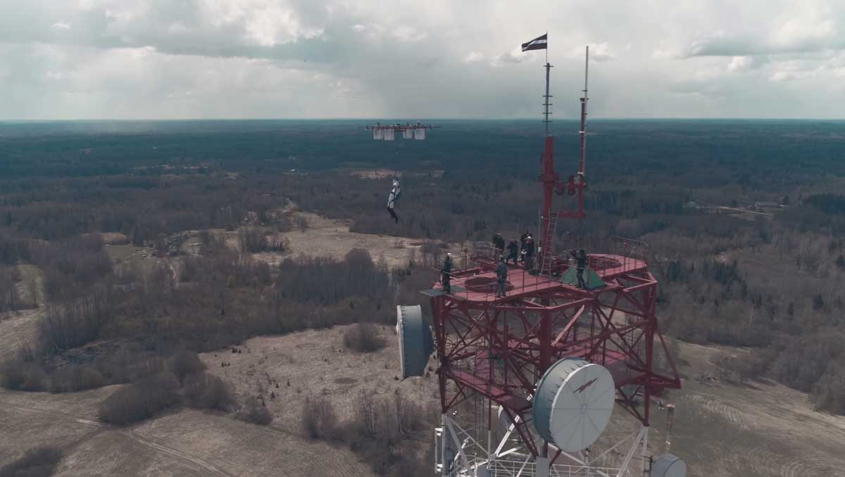 Watch the world’s first drone jump – skydiver jumps from a drone
