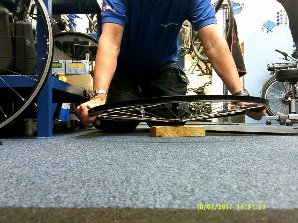Bicycle maintenance guide: How to true your wheels