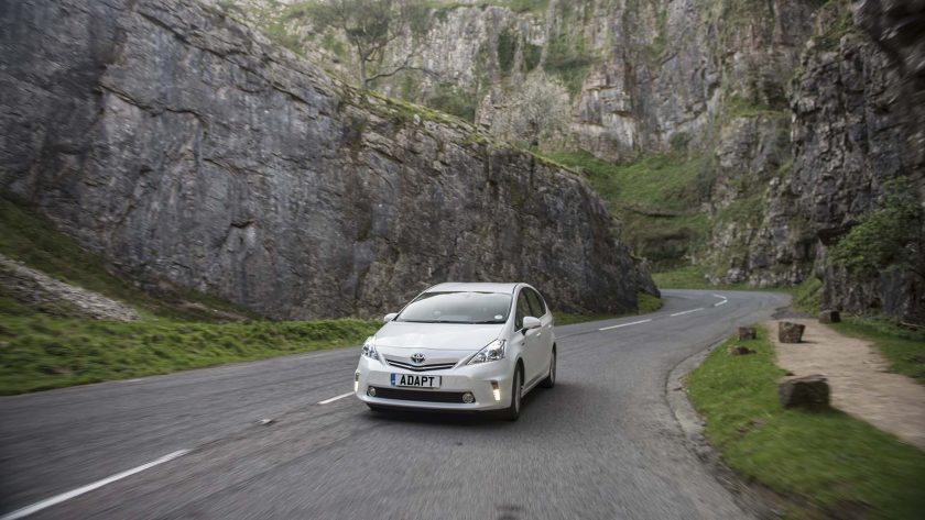 What is a hybrid car? A simple guide to how they work